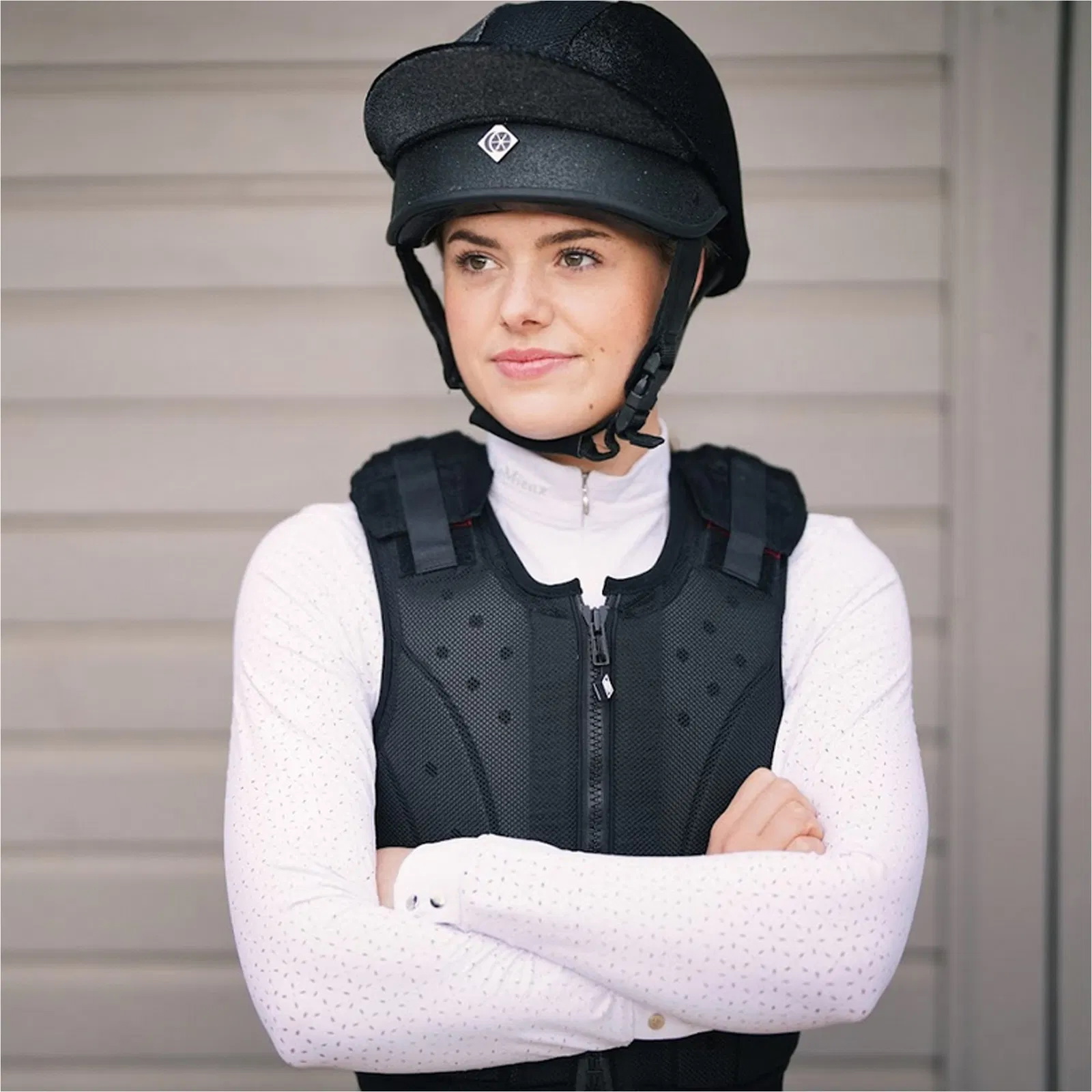 How to Measure & Fit a Body Protector | The Drillshed Guide | The ...